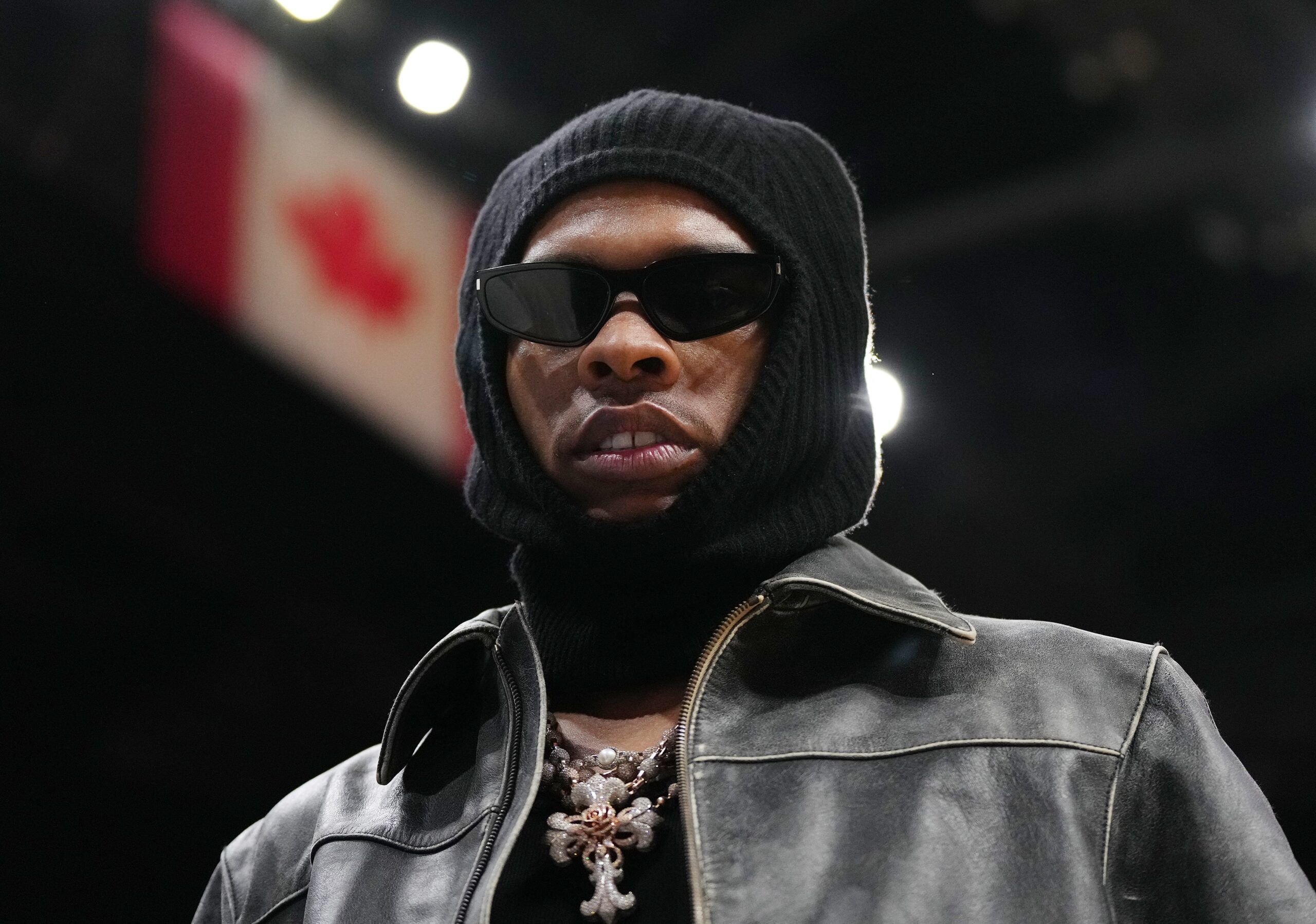 Lil Baby Hilariously Pockets Fan’s Phone During Show
