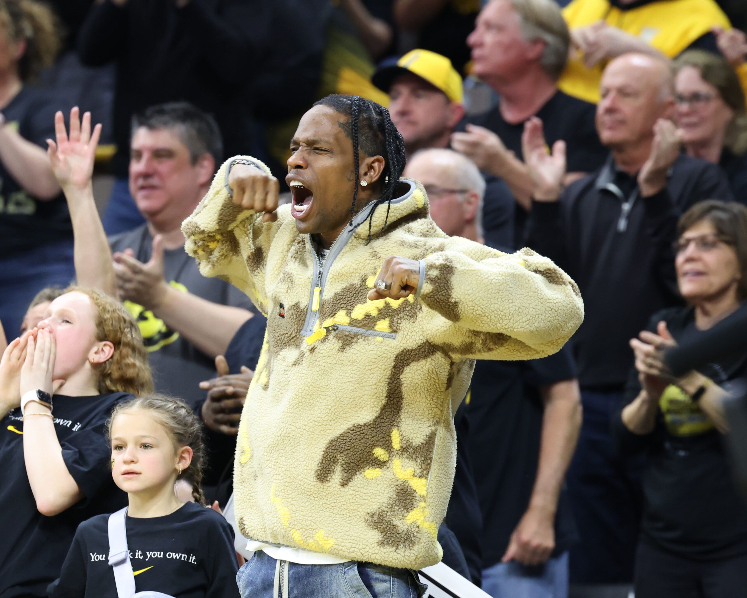 Travis Scott Receives Final Sales Projections For "JACKBOYS 2"