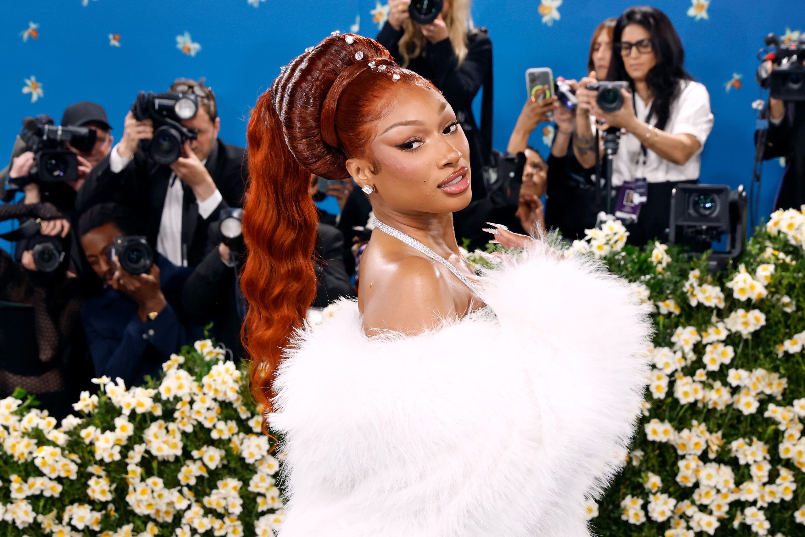 Megan Thee Stallion Joins Klay Thompson At The Sandlot Classic