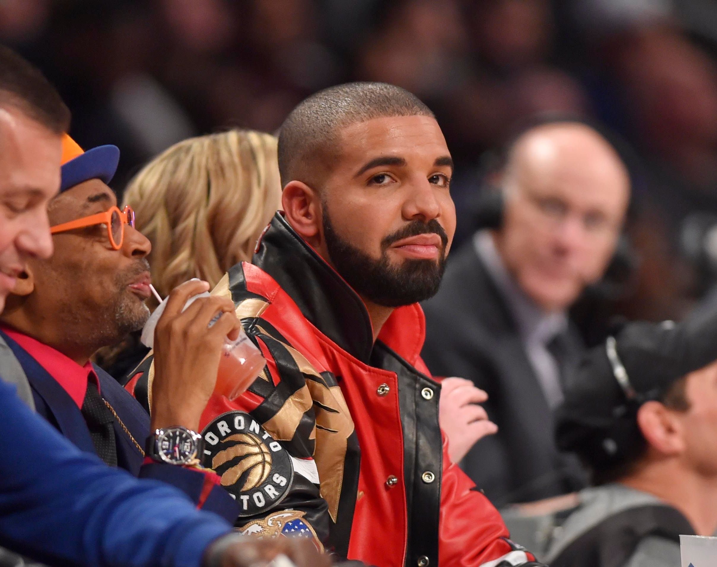 Drake Sparks Jet2holidays Collab Rumors With Tour Photo Dump