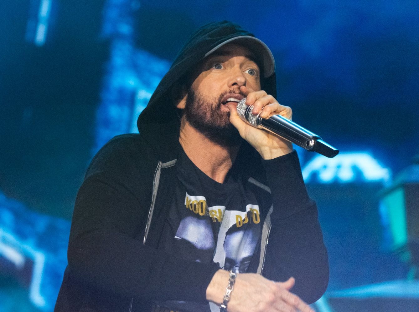 Eminem Effortlessly Nails Impossible Rhyme Challenge