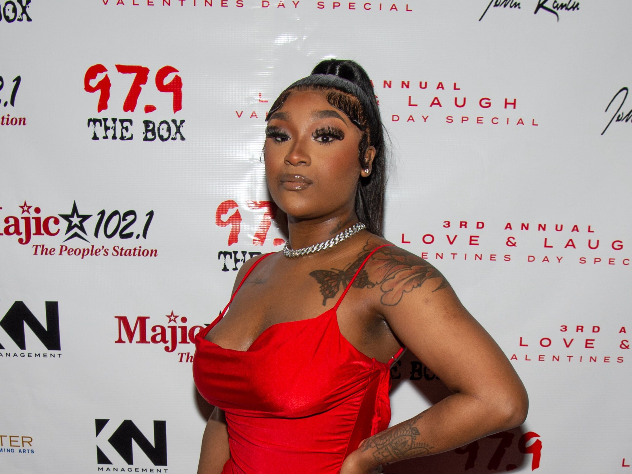 Erica Banks Claims Carl Crawford Did Not Pay For Her BBL