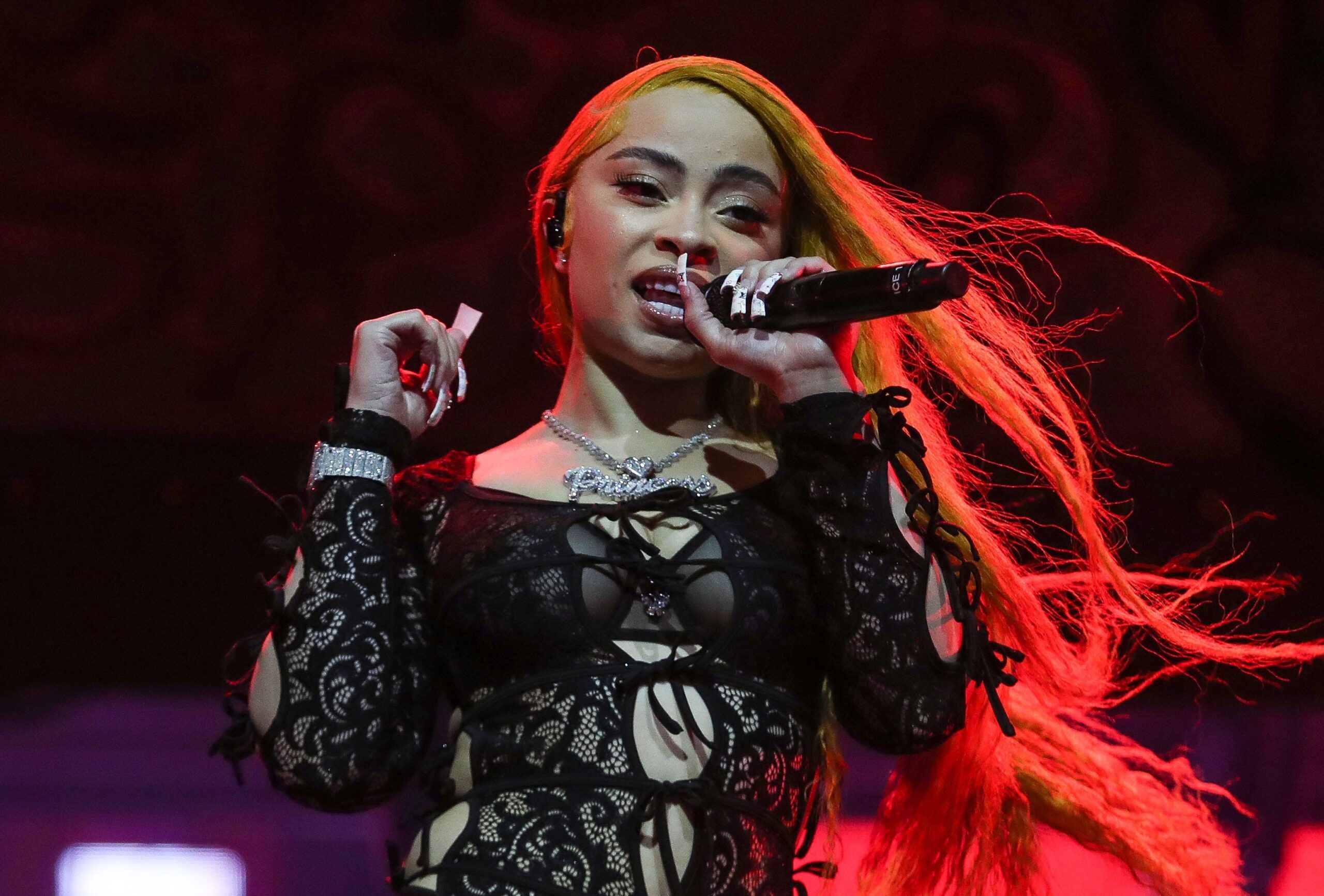 Ice Spice’s Mom Goes Viral As Fans Lose It Over New Selfie