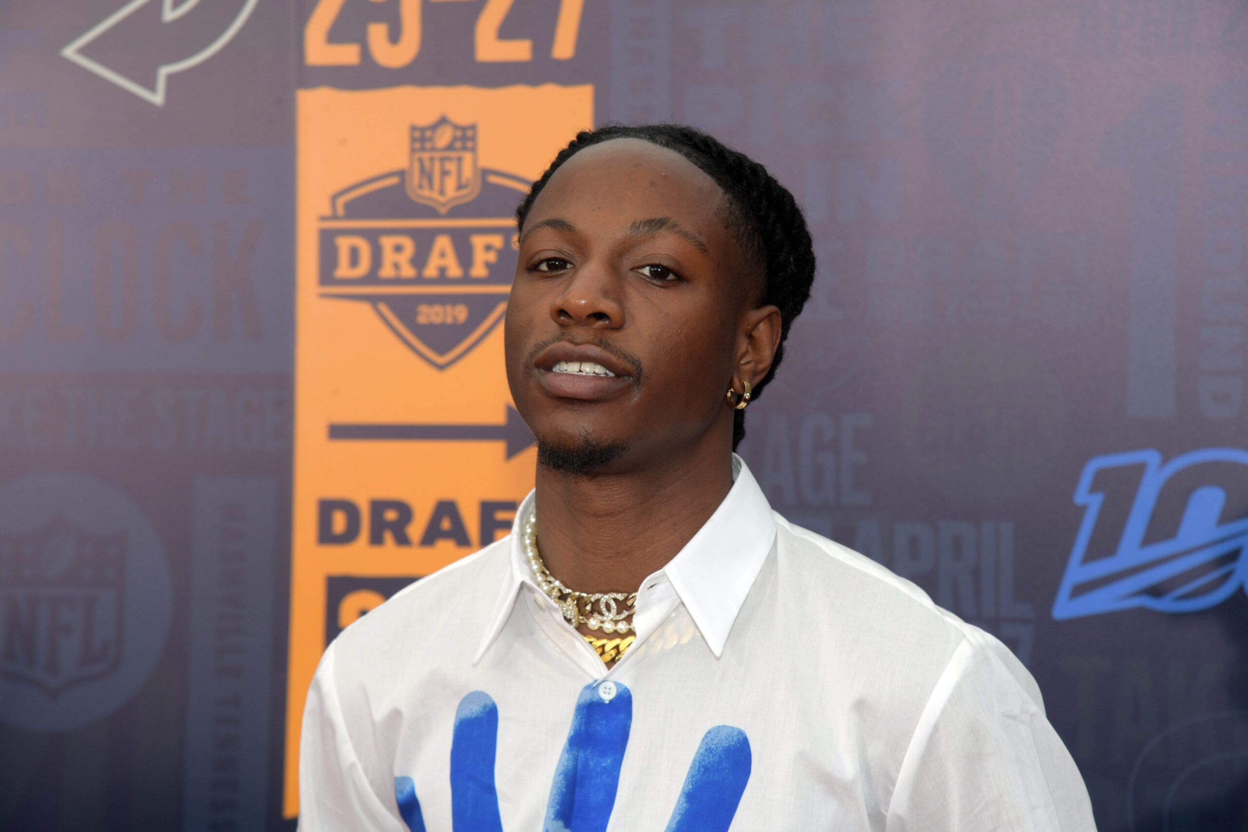 Joey Bada$$ Was Crip Walking To “Not Like Us” All Summer
