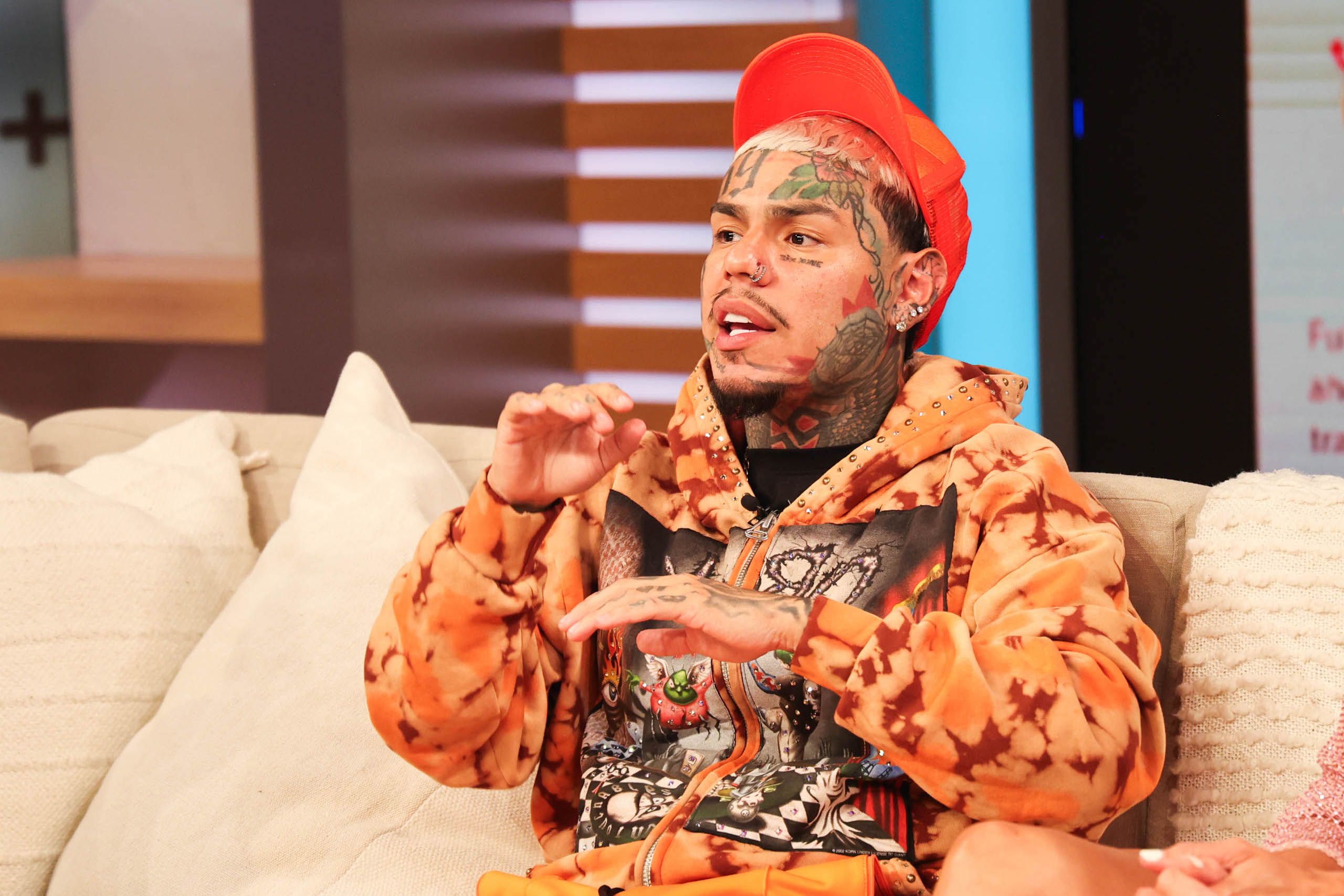Tekashi 6ix9ine Says Rappers Slept With Underaged Bhad Bhabie