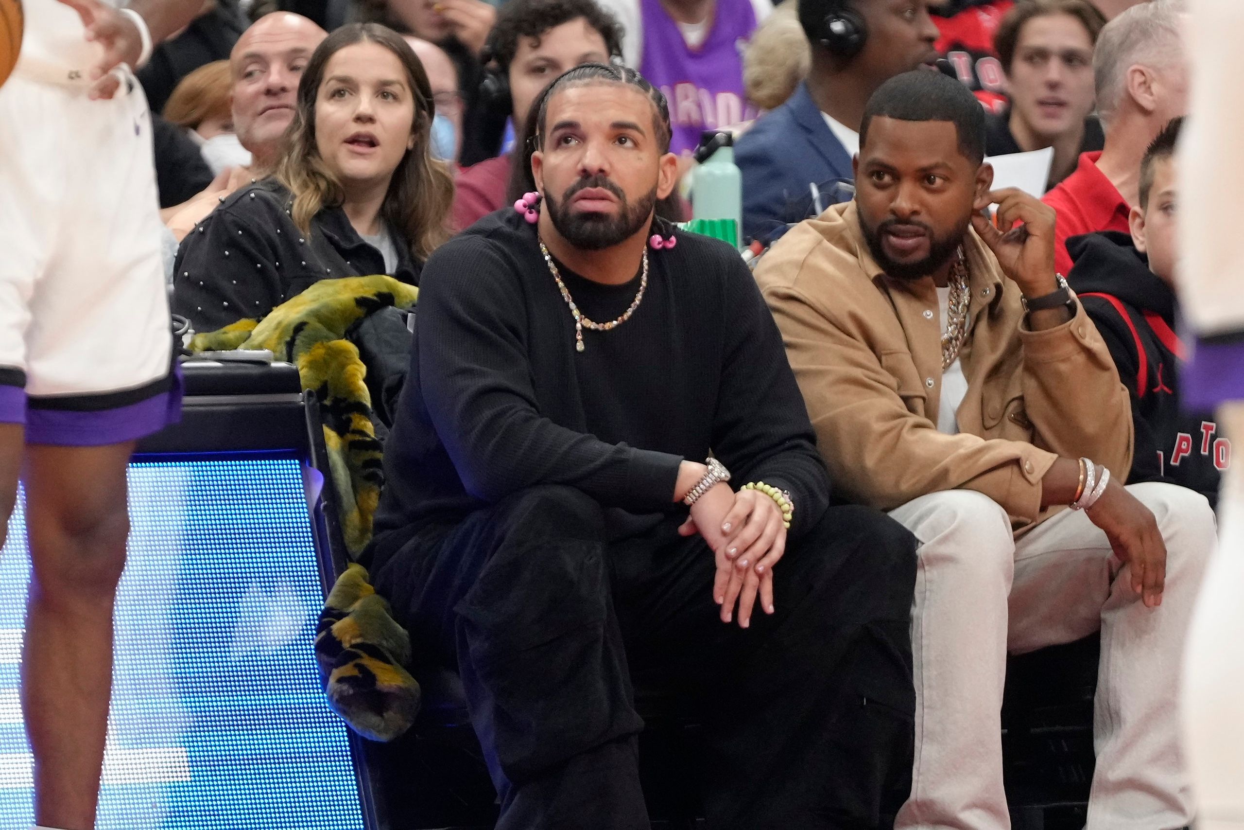 Drake Trolls Kai Cenat On "Mafiathon 3" Stream Over "ICEMAN" Criticism