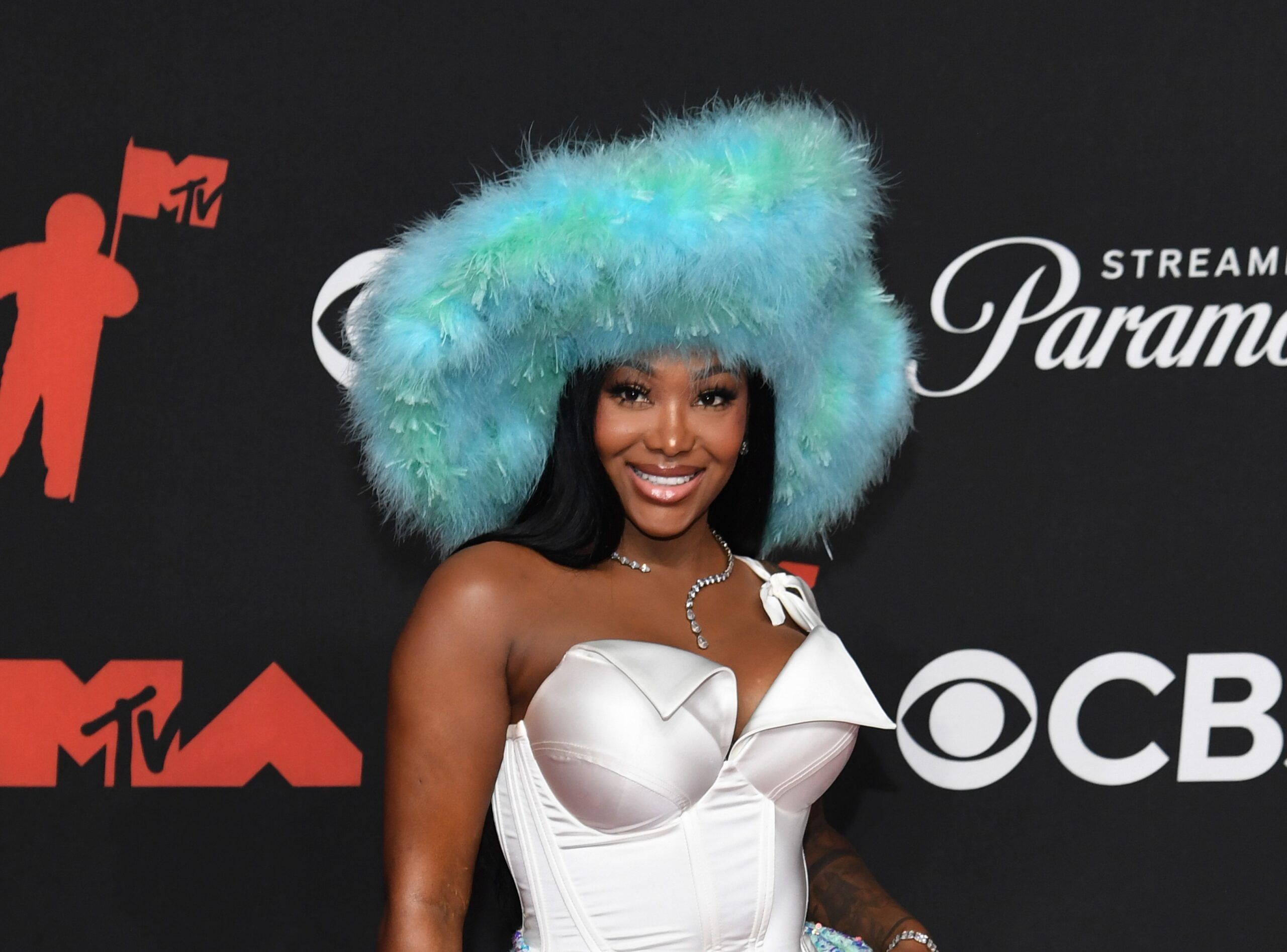 Summer Walker Content With Life After Chris Brown Kiss