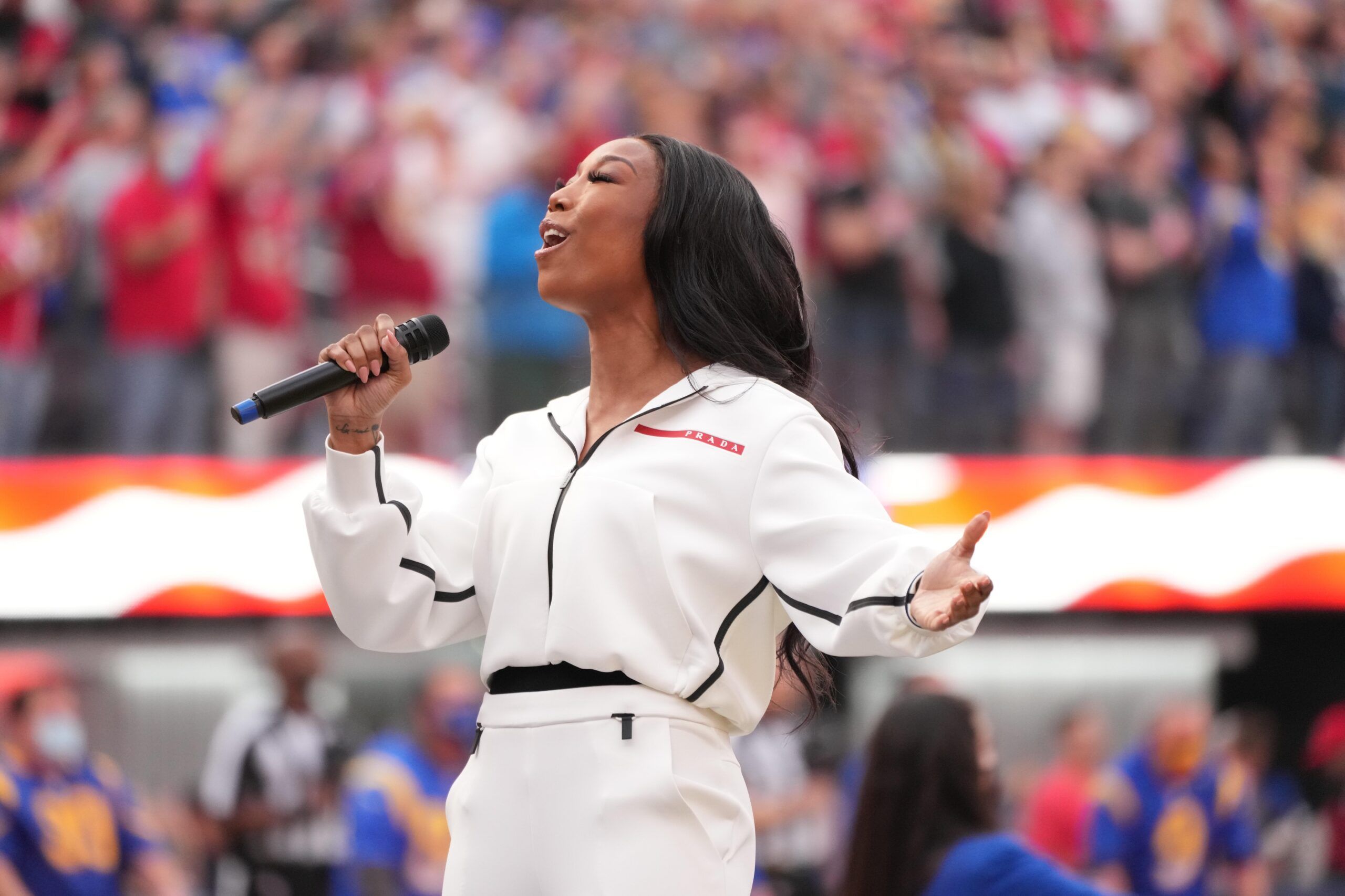 Brandy Explains Abrupt Ending To Chicago Concert With Monica
