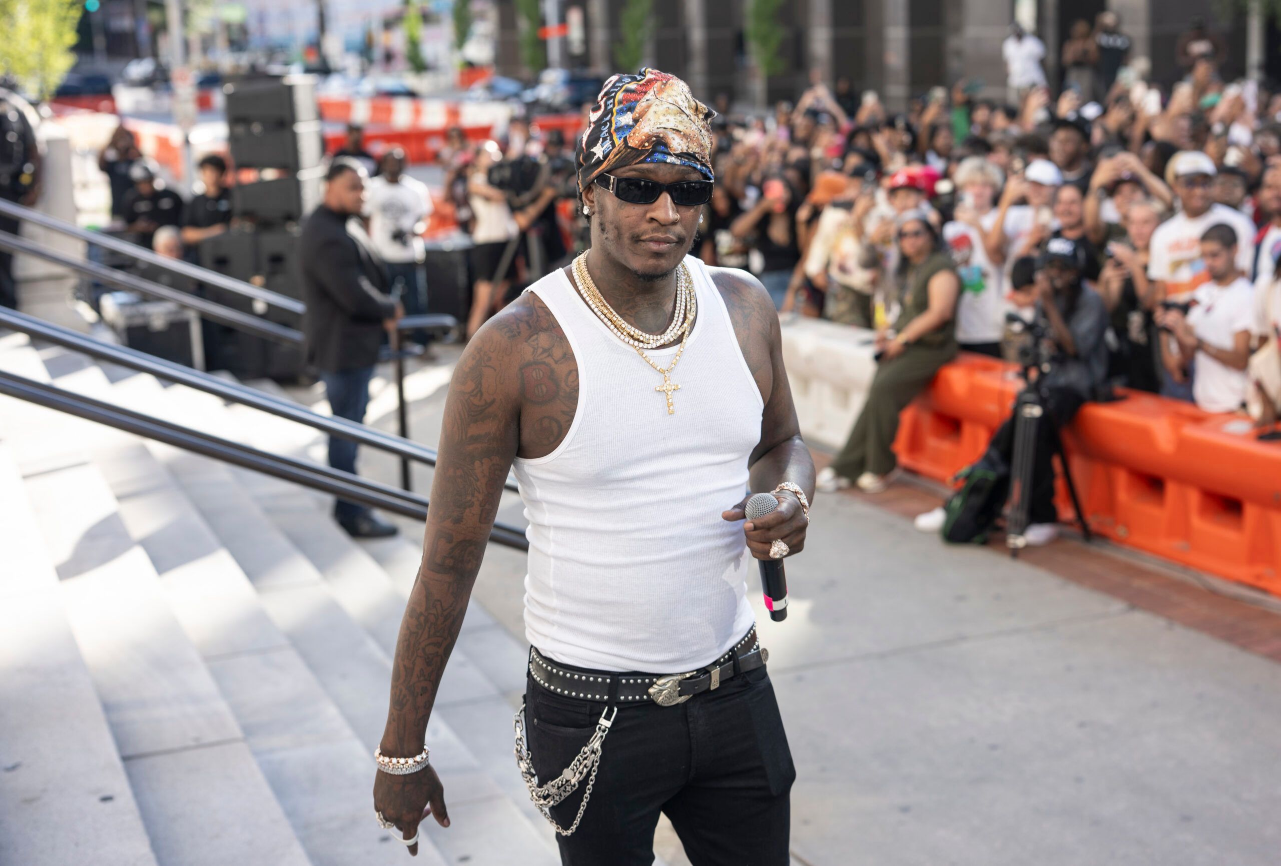 Young Thug Meeting Fans At Georgia State University Goes Viral