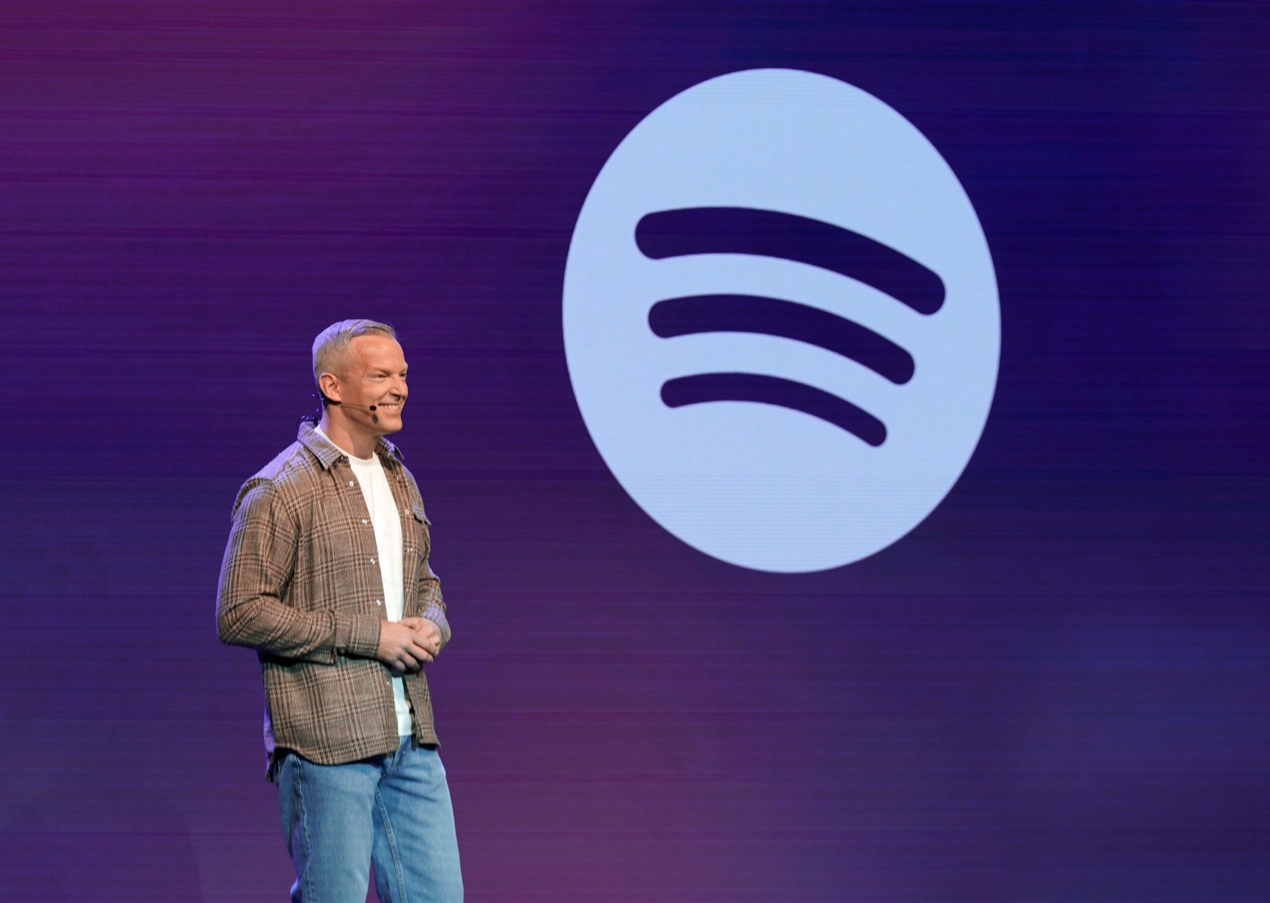 Spotify Fires Back At Payola Allegations Over Its Discovery Mode