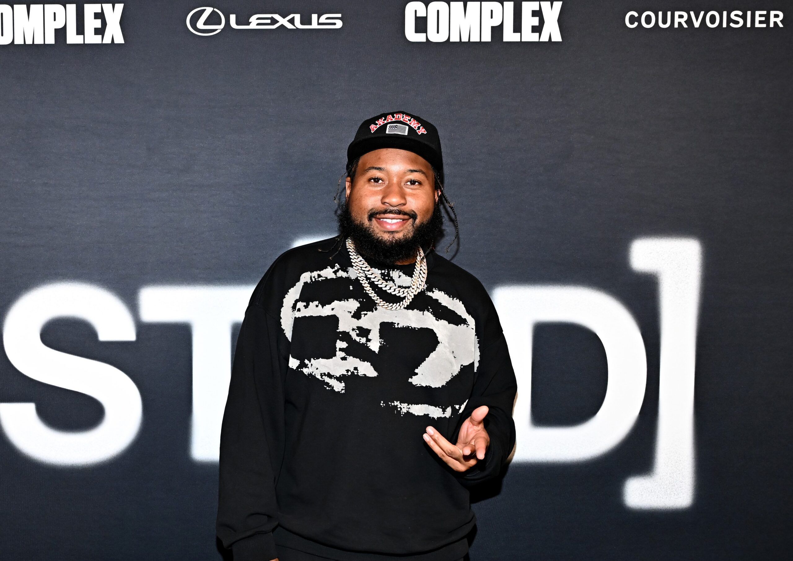 DJ Akademiks Posts Video Of Himself Partying With Maino