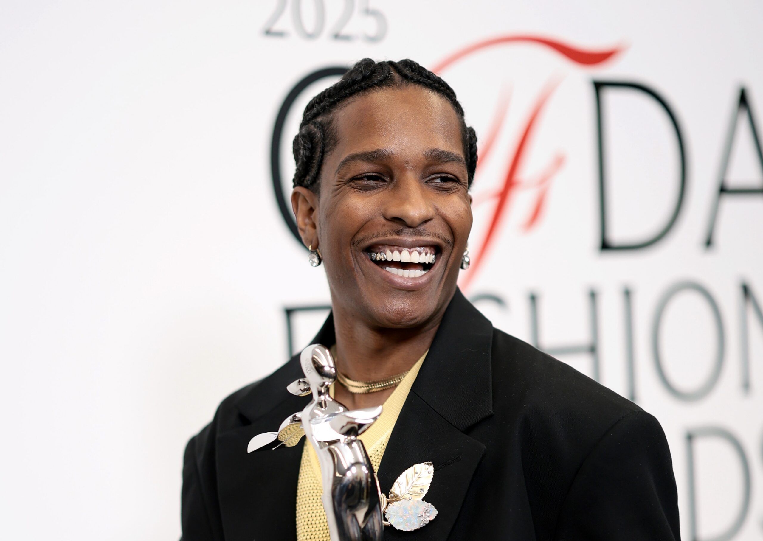 ASAP Rocky Shuts Down Reddit Hater