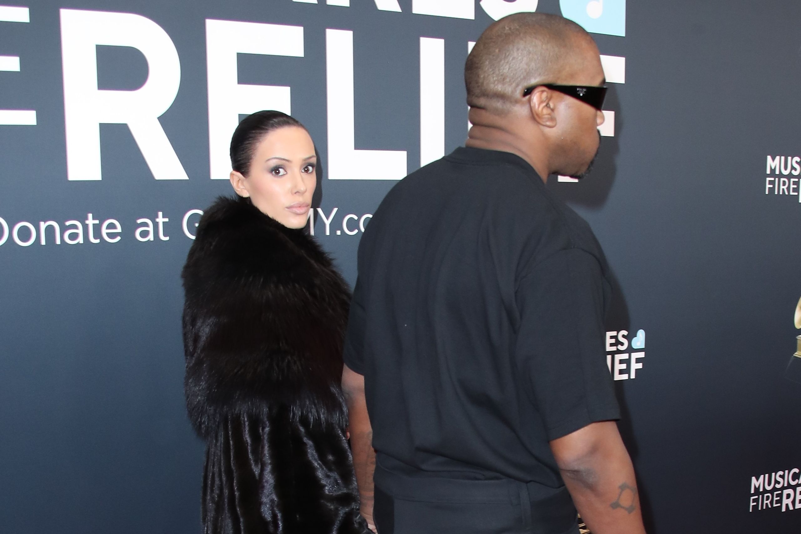 Bianca Censori Shines In Tight Silver On Date With Kanye West Before ...