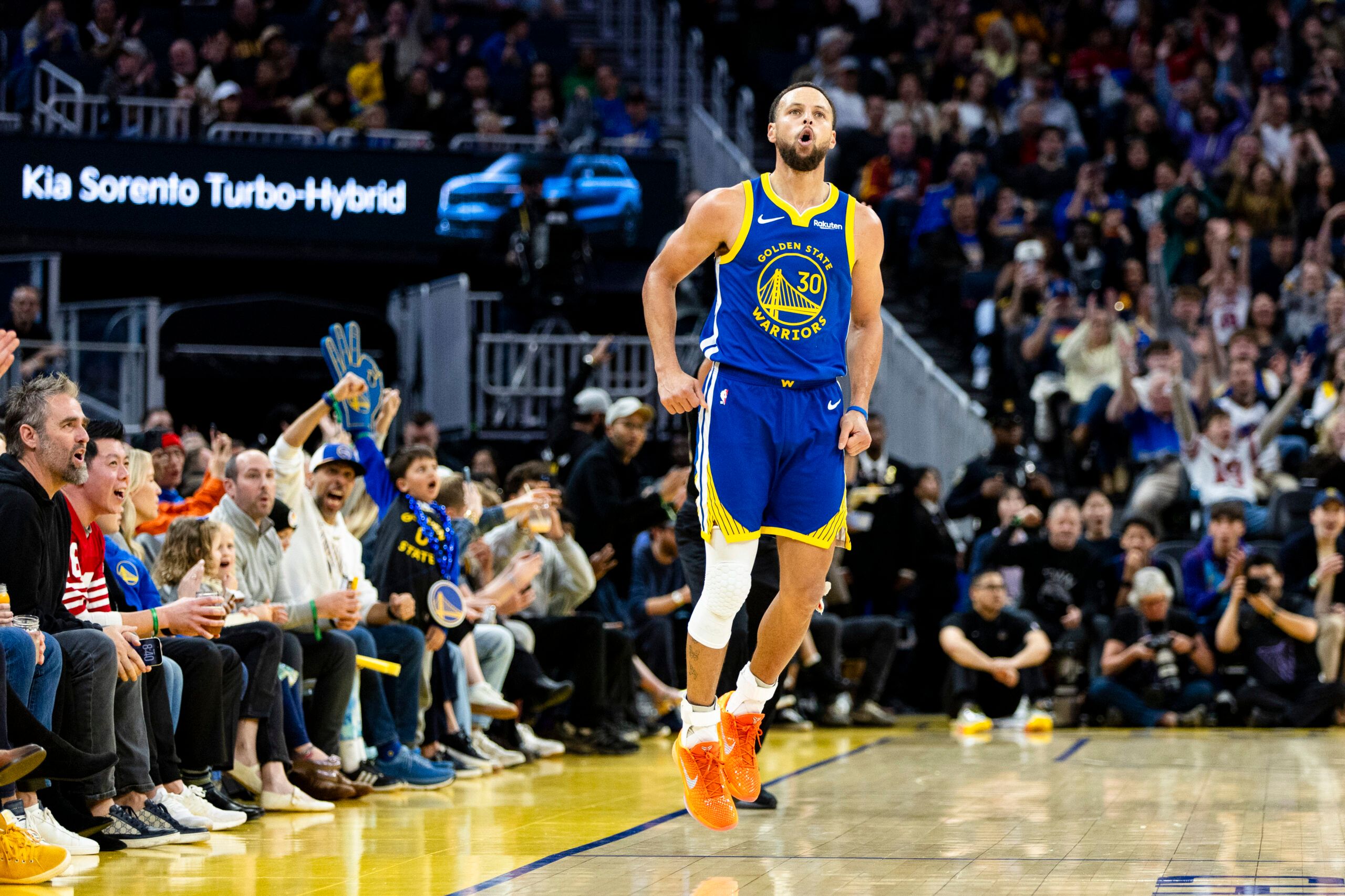 Steph Curry Balls Out In Vibrant Nike Kobe 6 "Total Orange"