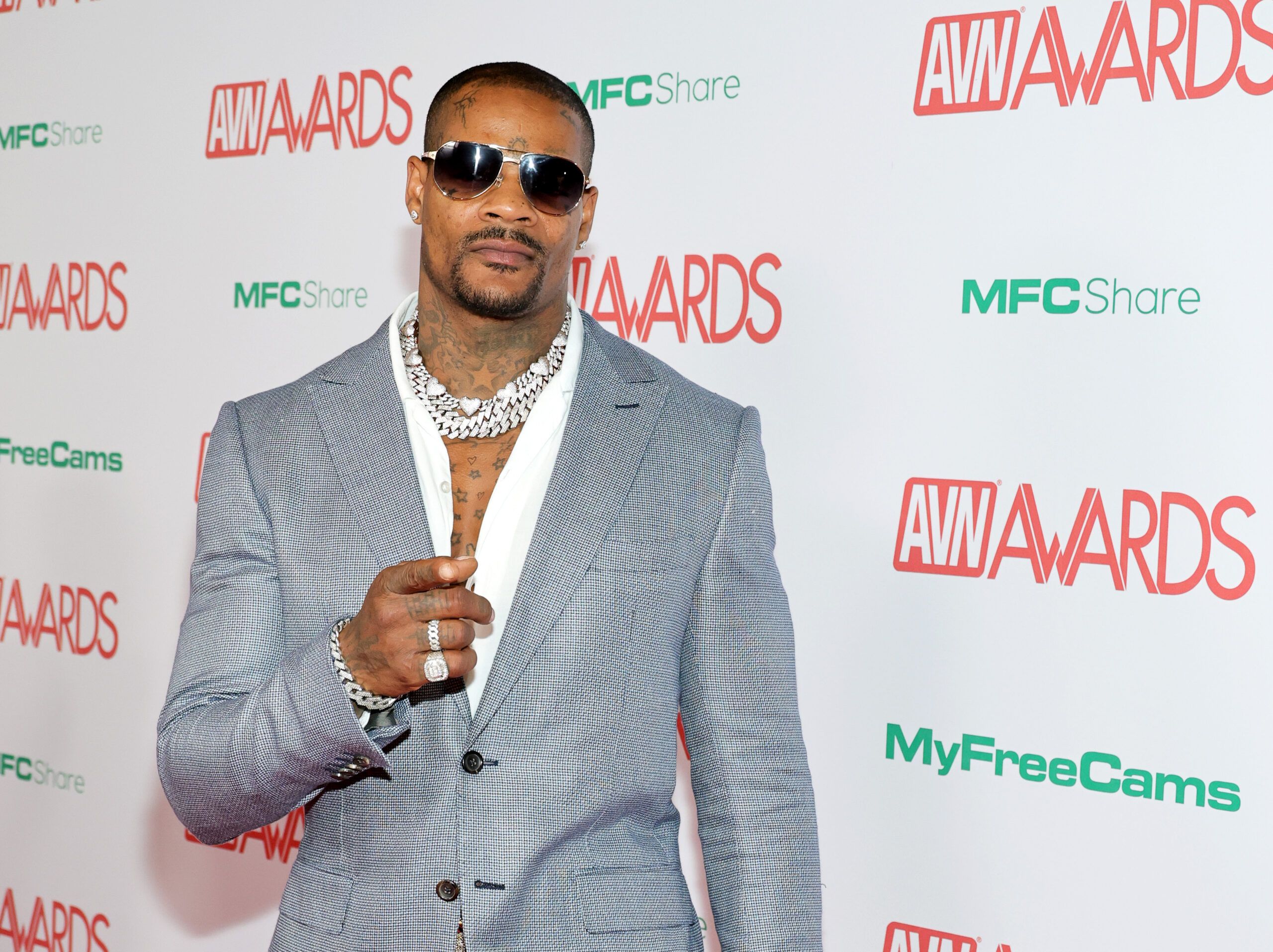 Jason Luv Attempts To Emasculate Adam22 Ahead Of Their Boxing Match