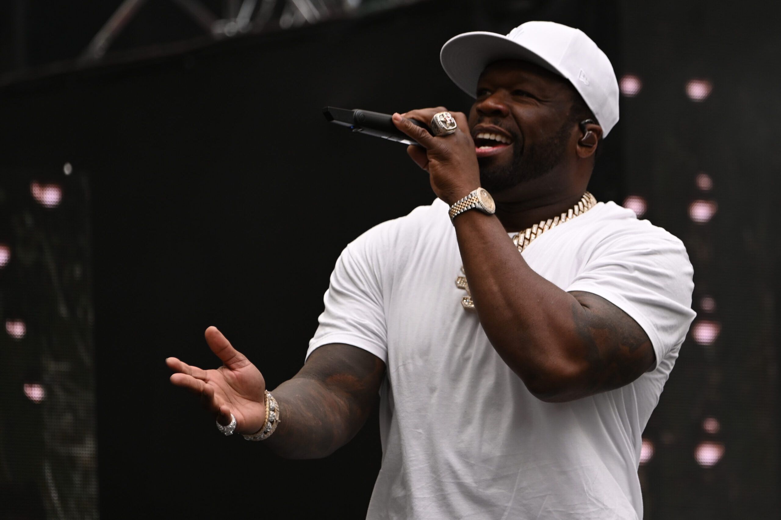 50 Cent Refutes Claim He Only Has One Good Album, Flaunts "Curtis" Success