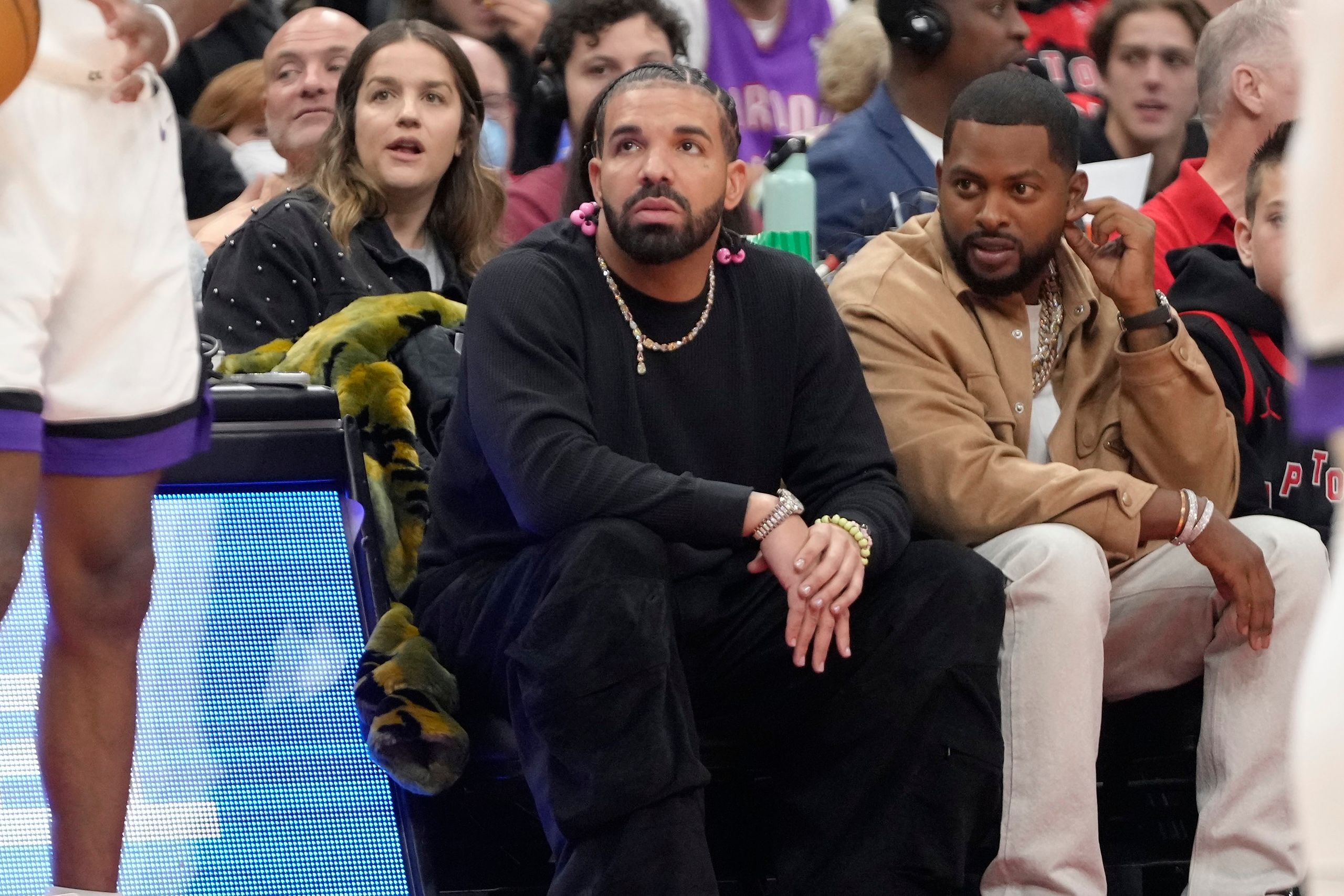 Drake Spits Against Fake Numbers And Views On Fresh "ICEMAN" Snippet