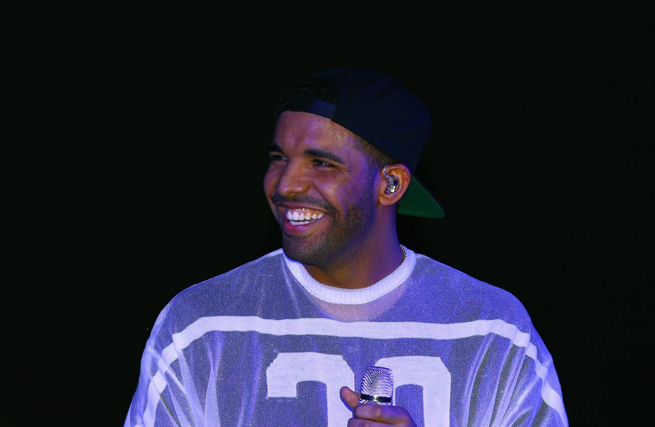 Drake Teases A Deep Freeze As Fans Await “ICEMAN”