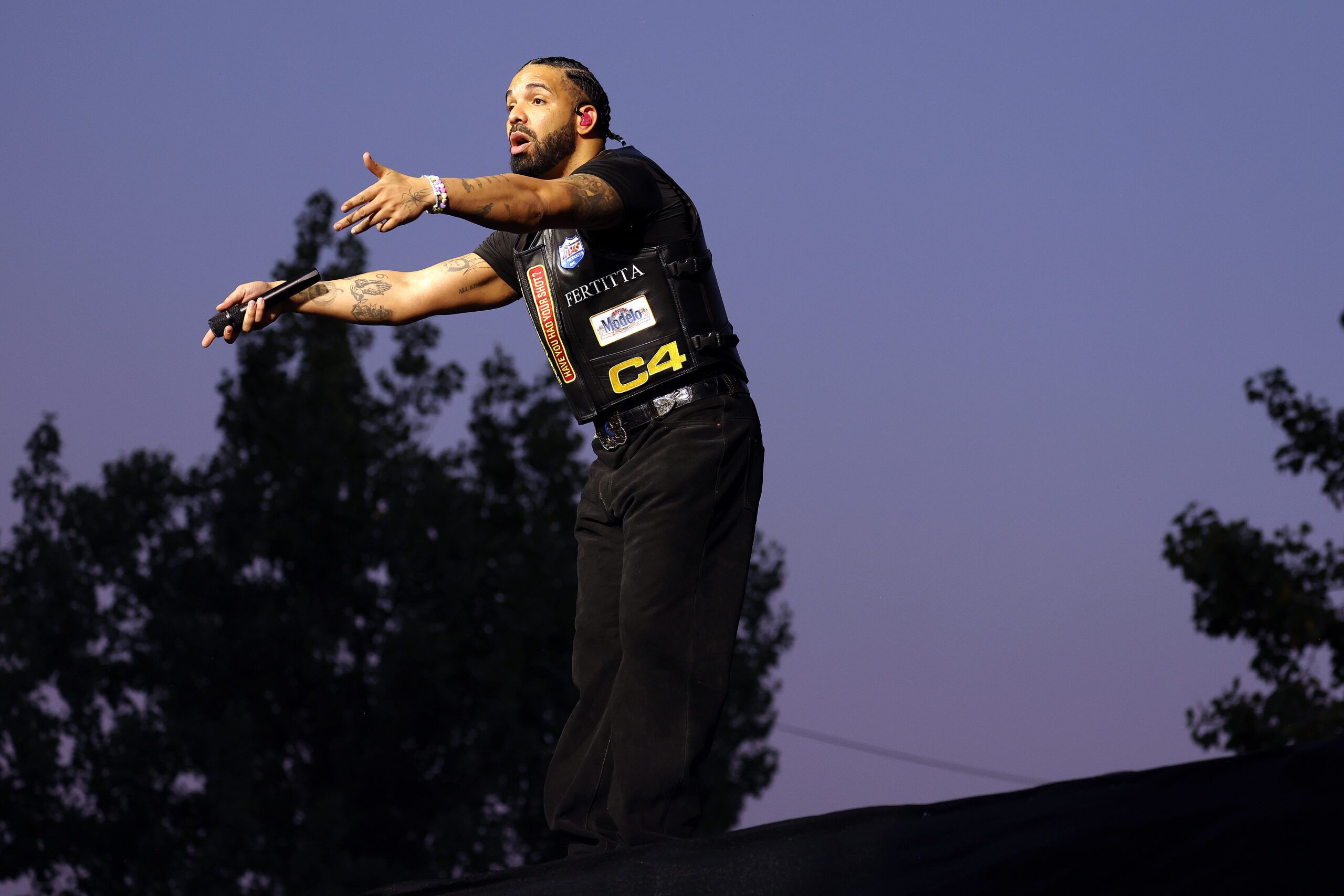 Drake Officially Tops Billboard 200 With "ICEMAN" Trilogy's First Week ...