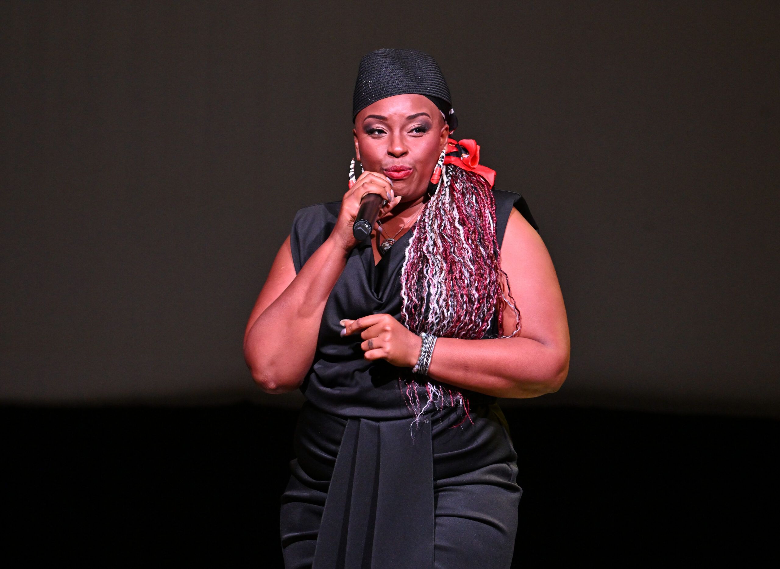 Jaguar Wright Fires Back At JAY-Z After Being Named In Viral Roots ...