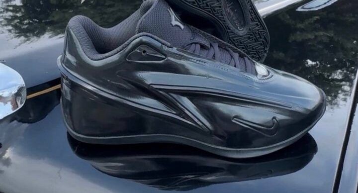 New Photo Just Leaked The Nike KD 19 In "Black"