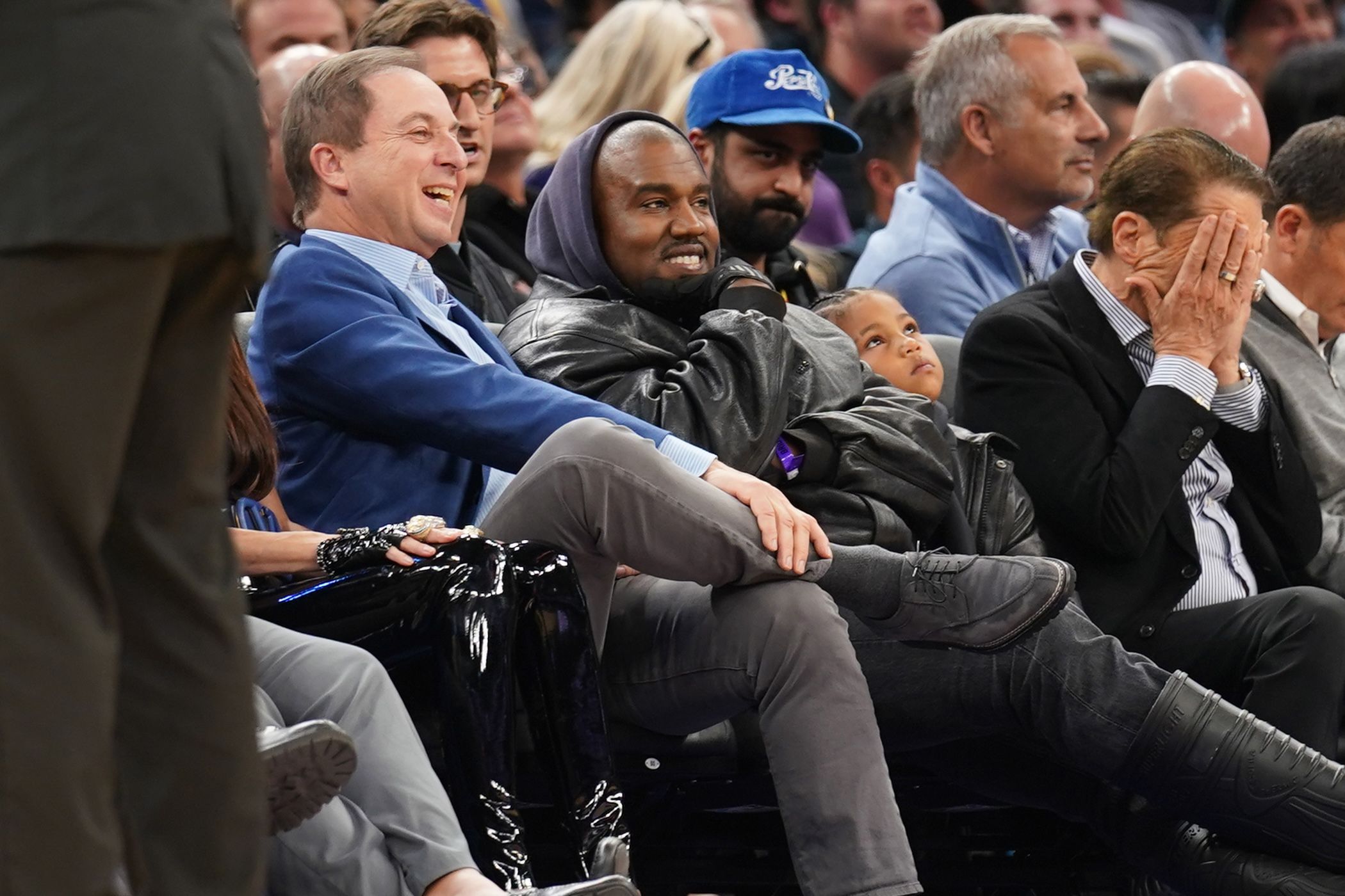 Kanye West Shouts Out Michael Jackson During Netherlands Show