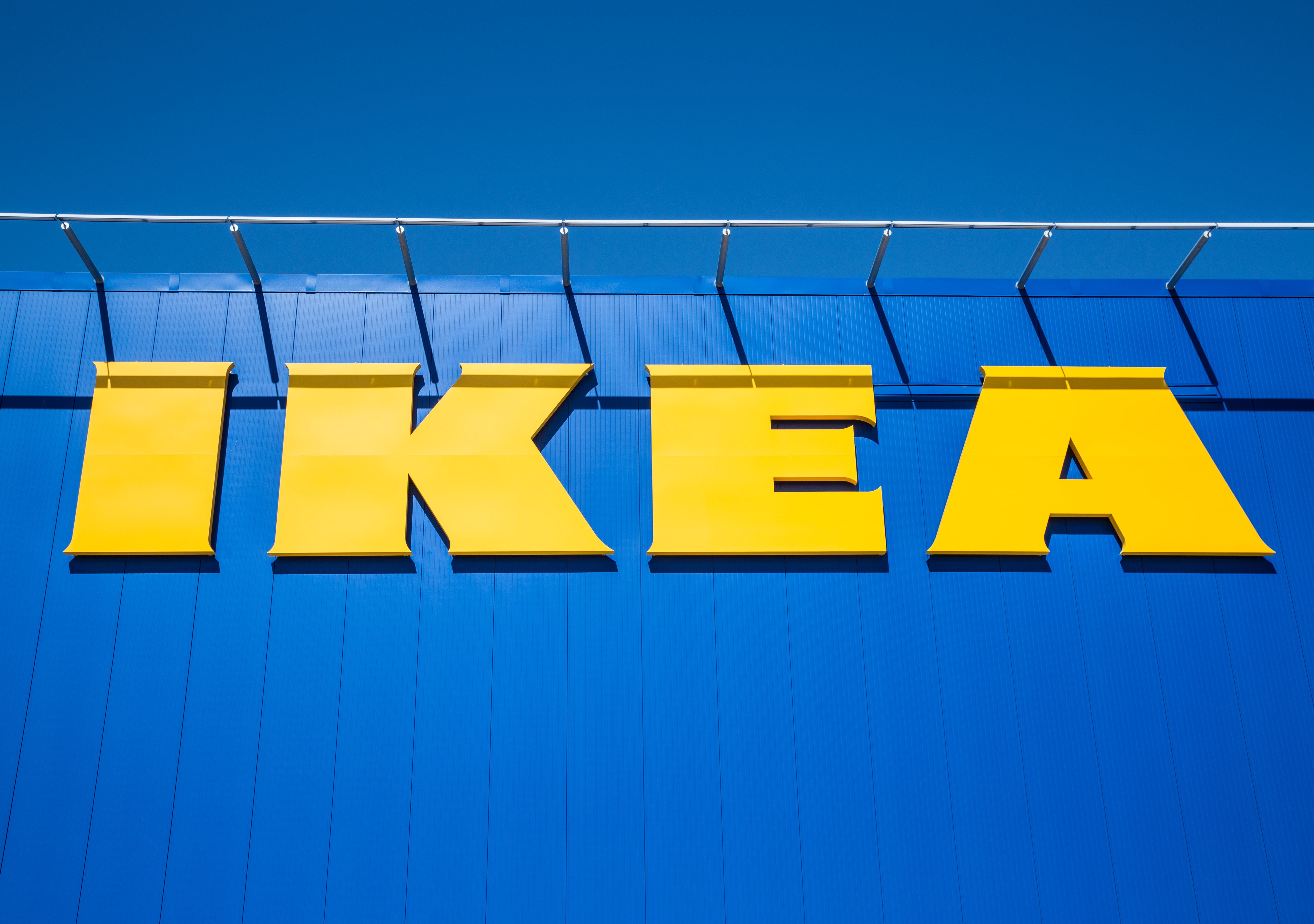 IKEA Recreates Living Room Sets From "The Simpsons", "Stranger Things ...