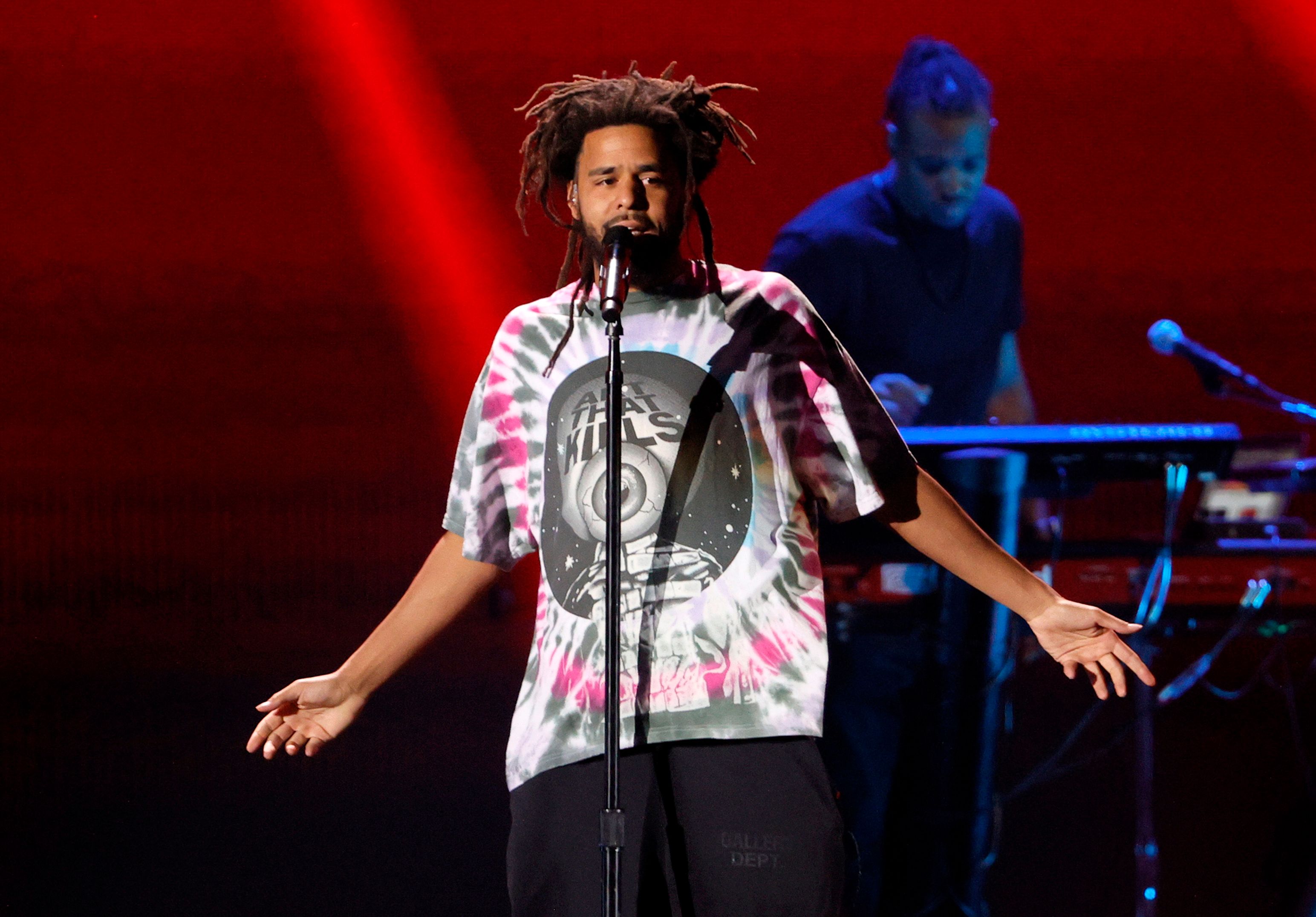 J. Cole Leaves The Shooting Stars, Thanks The Fans In Scarborough