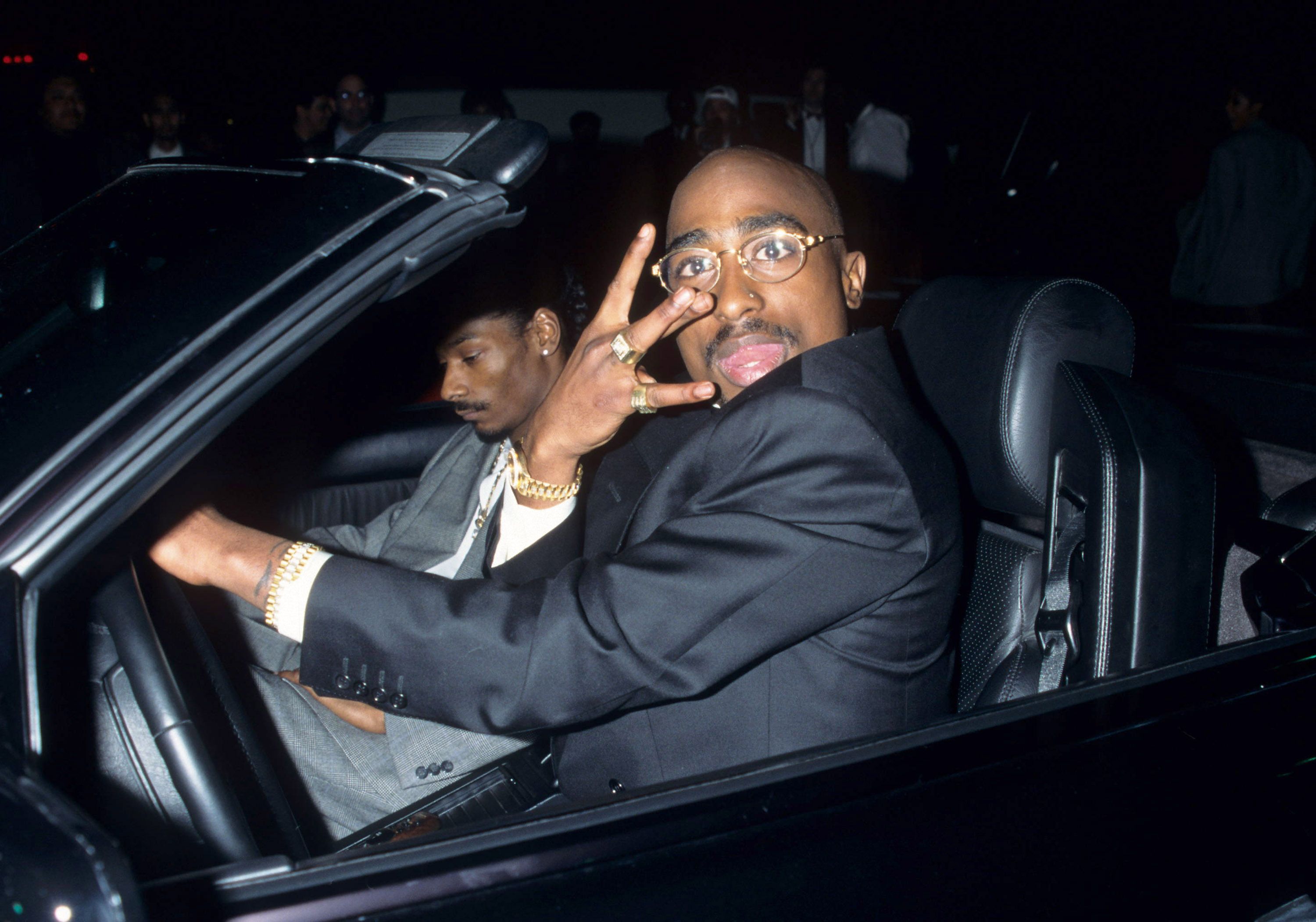 Snoop Dogg Shares Iconic Picture Of & 2Pac, Nas, & Redman