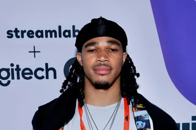 PlaqueBoyMax Calls Out DJ Akademiks & Tory Lanez Affiliate For ...