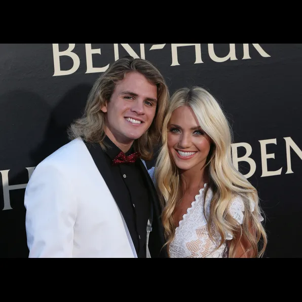 Savannah Labrant Net Worth 2023: What Is The Influencer Worth?