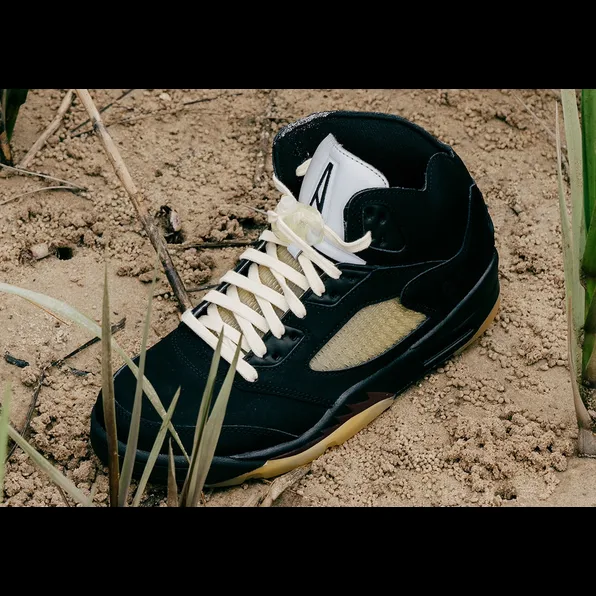 Air Jordan 5 x A Ma Maniere “Dusk” Officially Revealed