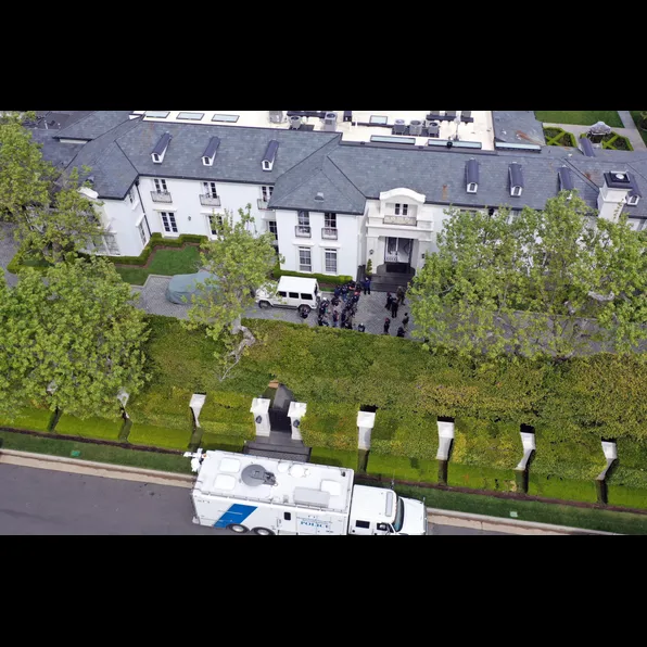 Diddy Lists L.A. Mansion For Staggering Price Following Now-Infamous ...