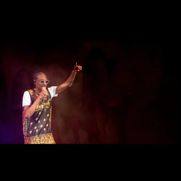 Snoop Dogg Can't Stop Laughing At Dave Blunts' Viral Juice WRLD Day Diss