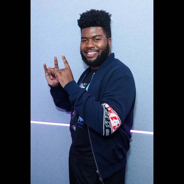 Khalid Debuts New Look With Bright Blue Hair
