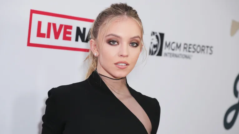 Sydney Sweeney Recalls Her Dad & Grandfather's Reaction To "Euphoria"