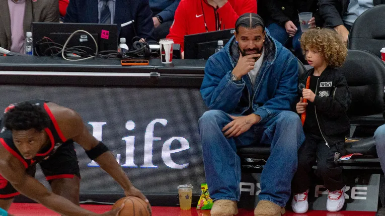 Drake Gets Escorted On-Stage By Jayson Tatum At Boston Show
