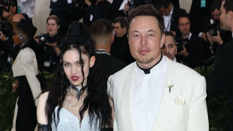 Elon Musk Sent Friends And Family A Photo Of Grimes' C-Section