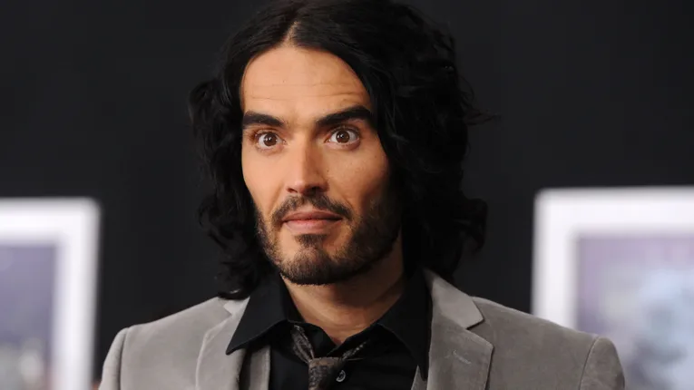 Russell Brand Previously Bragged About Meghan Markle Kiss, His Father ...