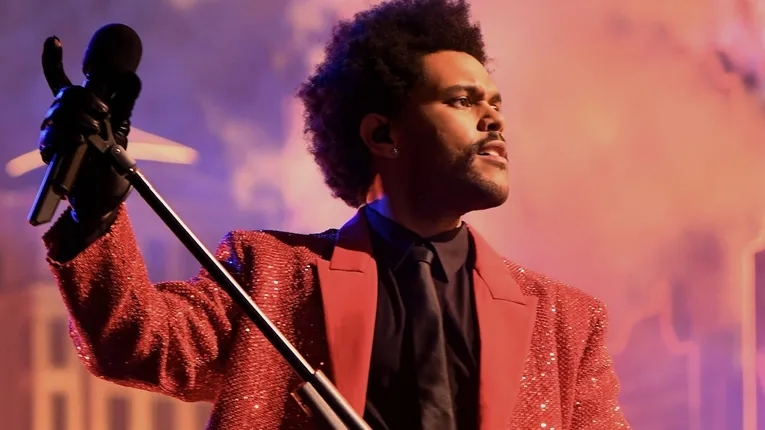 The Weeknd Didn't Let The Pouring Rain Stop Him At Stunning Brazil Concert