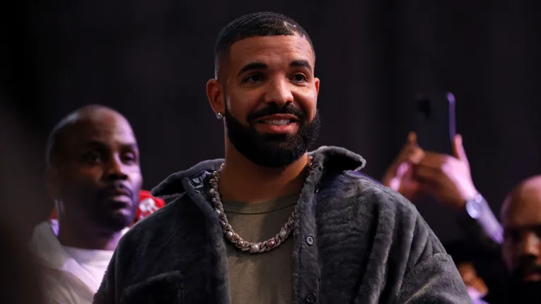 Drake Wears Michael Jackson-Inspired Glove In Preparation For New Record