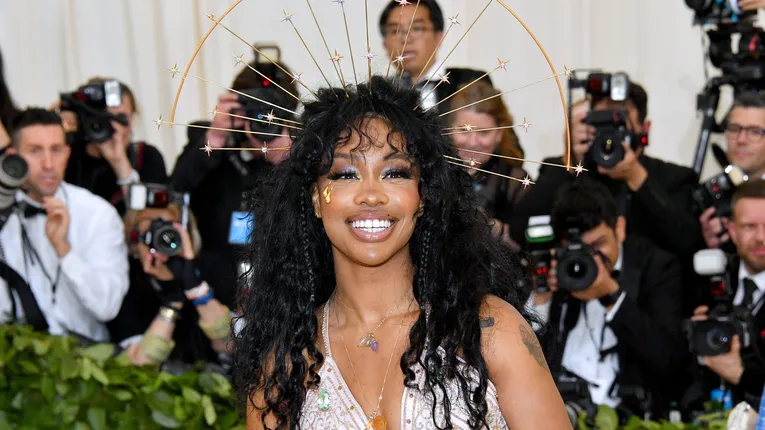 SZA Details Drake Fling From Over A Decade Ago
