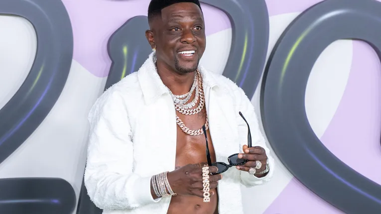 Boosie Badazz Loses Ankle Monitor Charger, Offers $5K Reward To Whoever ...