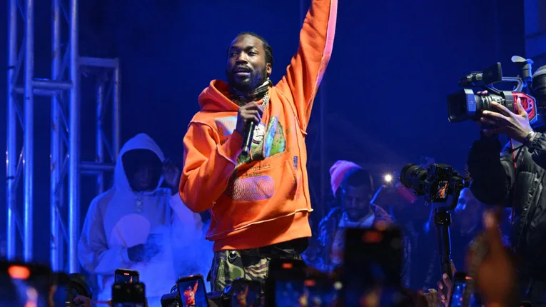 Meek Mill Explains The Time He Asked Jay-Z For His Roc-A-Fella Chain