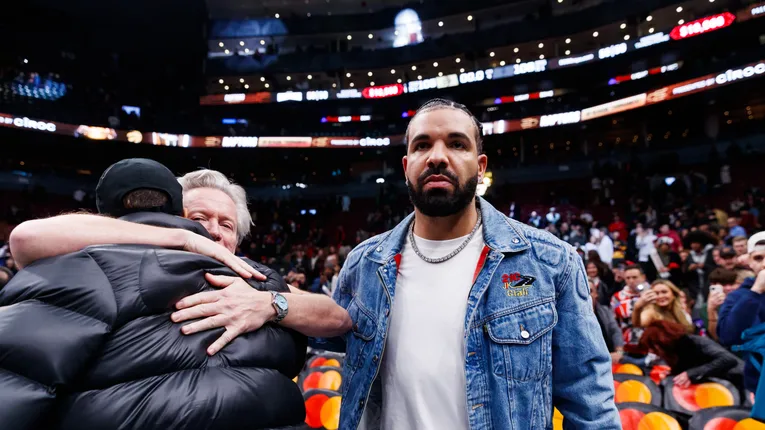 Drake Hits The Basketball And Tennis Courts While In Turks & Caicos