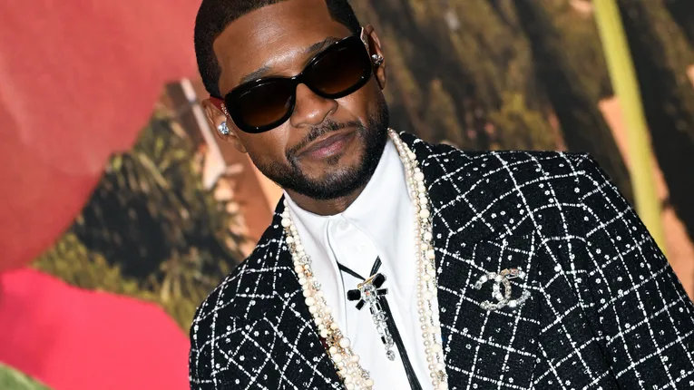 Usher Shares Tracklist And Features From His New Album