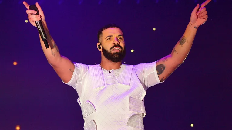Drake Receives Invite To Michael Rubin's Star-Studded White Party