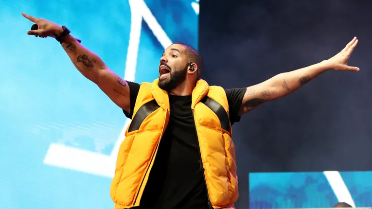 Kanye West Thanks Drake For Inspiring "Watch The Throne" In New "100 ...