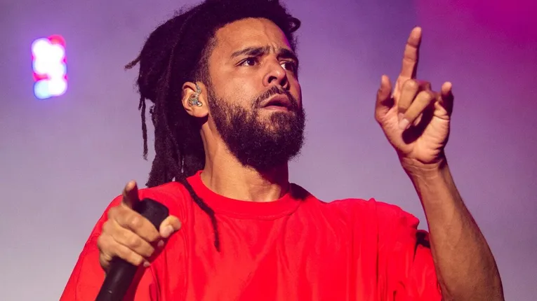 J Cole Thanks Fans For Supporting His Re-Released Mixtapes On Streaming