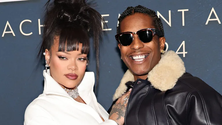 Rihanna & ASAP Rocky Pack On The PDA At NYC Awards Show